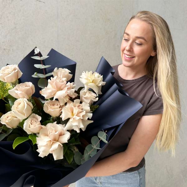 Sophia | Premium Quicksand Roses